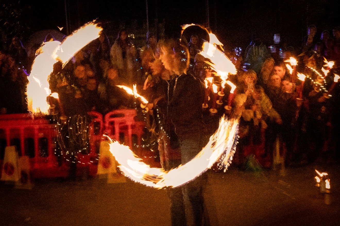 Kelliwik Golowi - FEAST